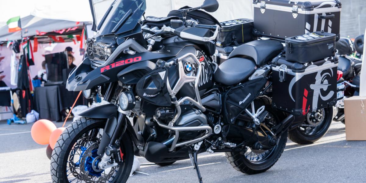 The iPillion bike unveiled at Kuwait Riders carnival | Ipillion Blog